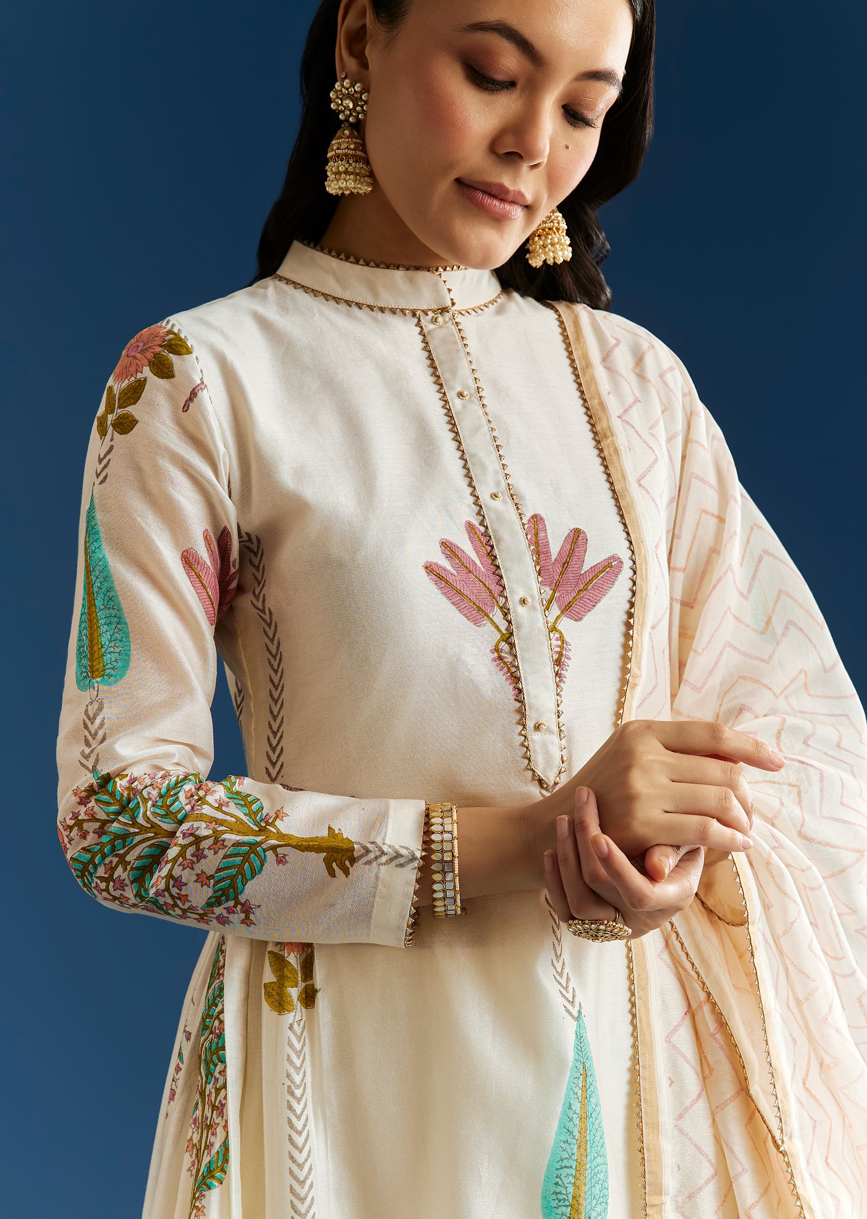 Buy Off White Block Print Anarkali With Gotta Lace Neckline And Dupatta ...